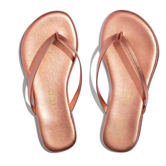TKEES | Shoes | New Tkees Metallics Sandal In Beach Pearl | Poshmark